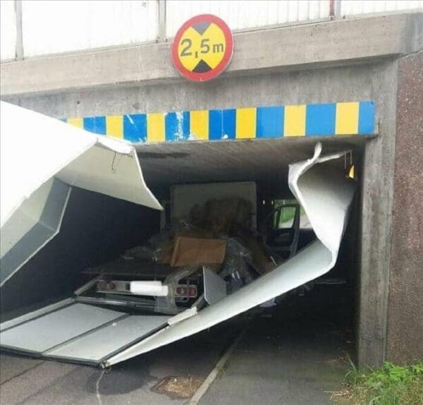 Bad Day Memes: 20 People Having A Worse Day than You