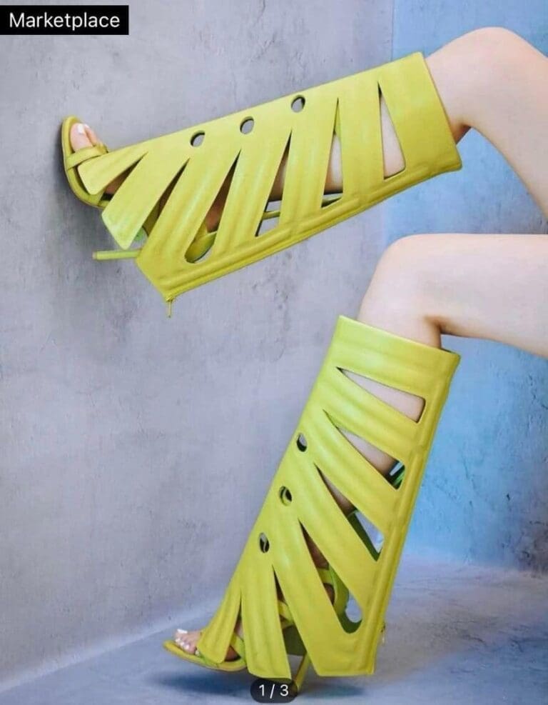 Weird Fashion: 45 Fashion Faux Pas and Clothing Choices