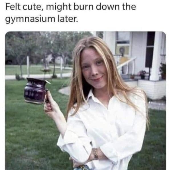 44 Horror Movie Memes for Spooky Folks Who Love to Scare Themselves