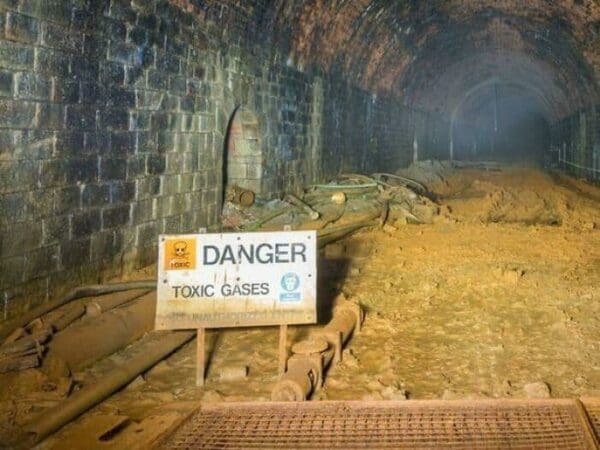 Spooky Signs: 45 Signs With Threatening Auras