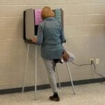 Caught Standing Weird: 40 Hilarious Public Moments Of People Standing ...