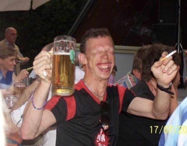 39 Drunk Fails Pictures That Make Your Last Hangover Seem Graceful