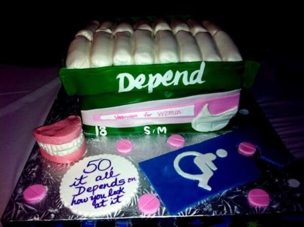 Cake Fails: 50 Bad Cakes and Funny Cakes For a Treat