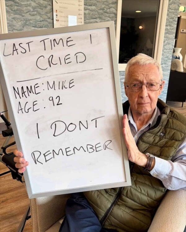 35 Pieces of Advice from Old People That Prove “Experience” Beats Any ...