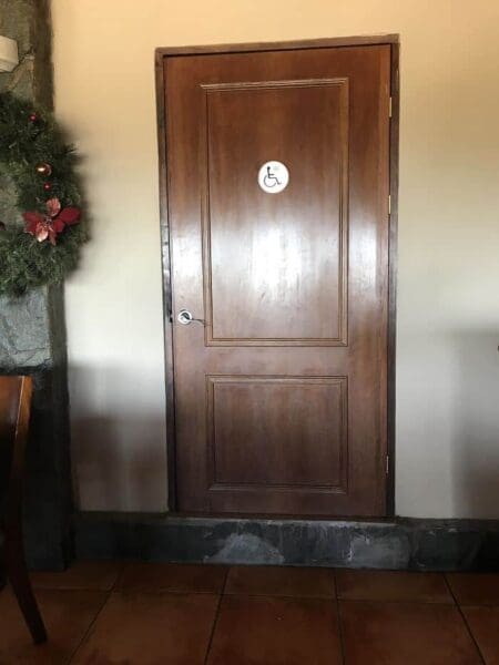 35 Bathroom Design Fails So Bad You’ll Gladly Hold It To Avoid