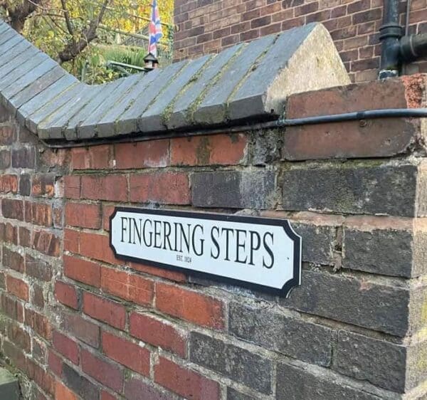 45 Funny Design Fails That Somehow Made It Past the Approval Stage