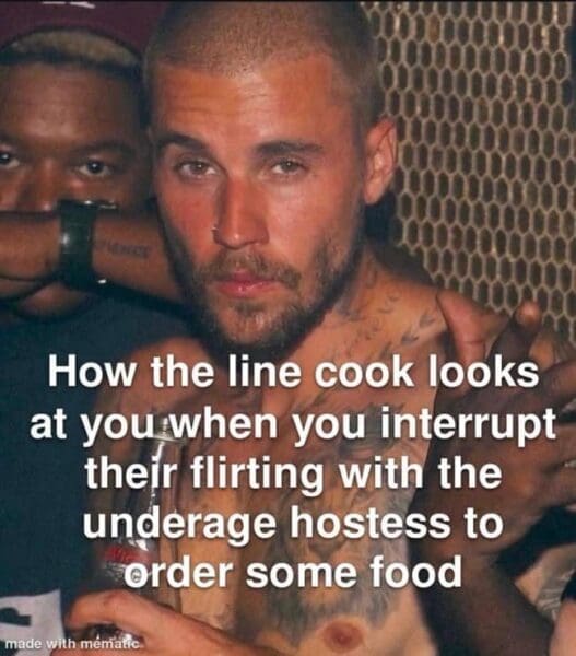 25 No Context Memes That Are Funnier Without Explanations