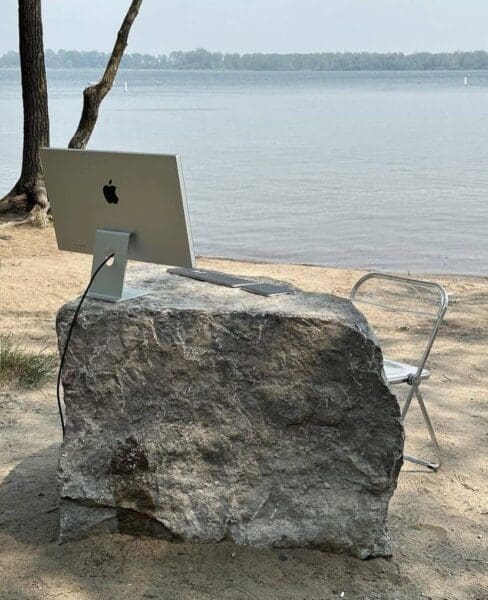 40 Funny Random Photos That Make Reality Feel Glitched